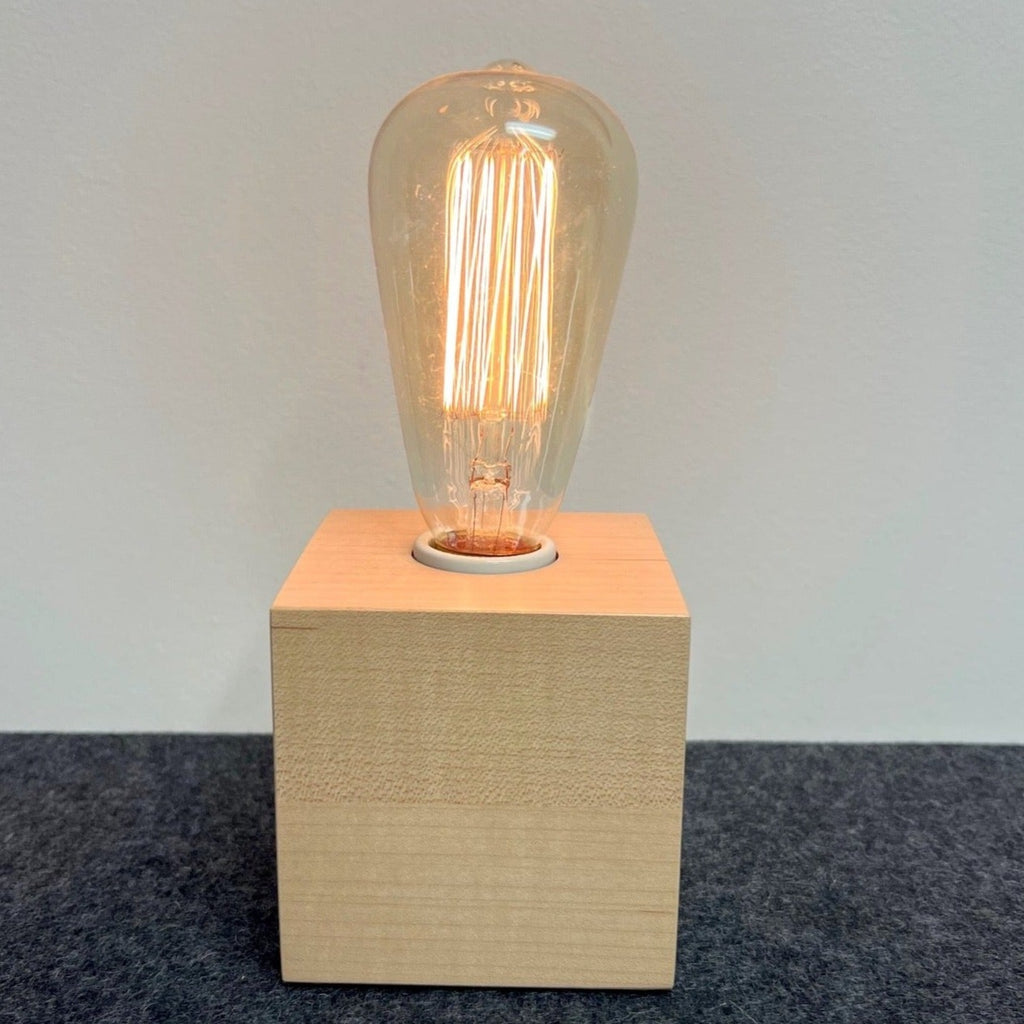 Edison Lamp Cube – Venn + Maker